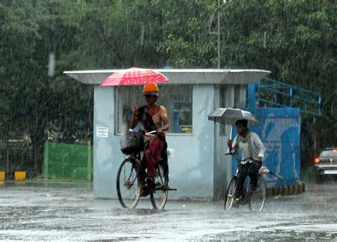 Low Pressure Leads To Heavy Rain In Jamshedpur The Avenue Mail