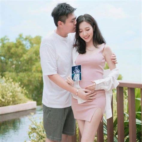 盘点2024年怀孕女星！港姐冠亚季同月宣布有喜！黄翠如努力6年终如愿现年赖慰玲雅思