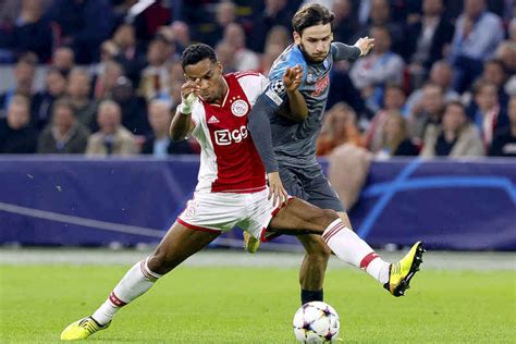 The Daily Herald Six Of The Best As Napoli Hand Ajax Amsterdam A Record Defeat