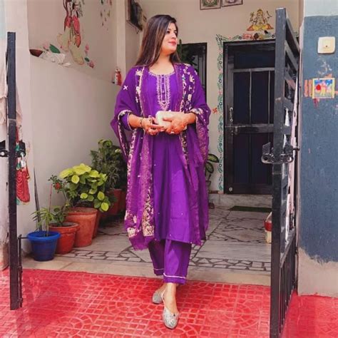Yamini Rathore (@yamu_baisa) • Threads, Say more