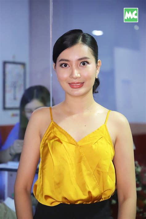 Pro Creative Center ဖွင့်ပွဲ တက်ရောက်လာတဲ့ မြတ်သူ နဲ့ မေမီ