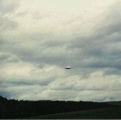 UFO经典照片1975年瑞士不明飞行物 科学探索 科技时代 新浪网