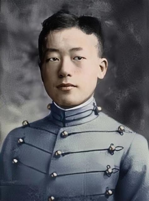 徐志摩妻子陸小曼，出身豪門，墮胎抽大煙，和已婚男人同居30多年 壹讀