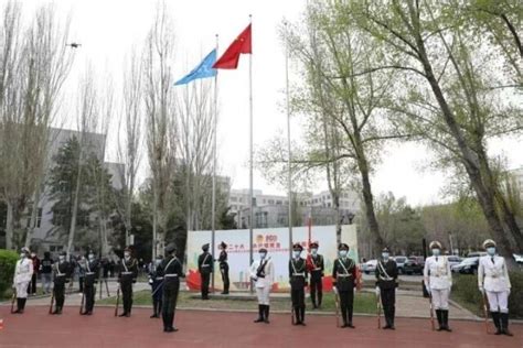 黑龙江大学举行纪念五四运动103周年主题升旗仪式——中国青年网