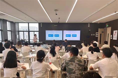 红心e站丨工商管理学院各支部召开支部委员候选人初步人选民主推荐会 工商管理学院