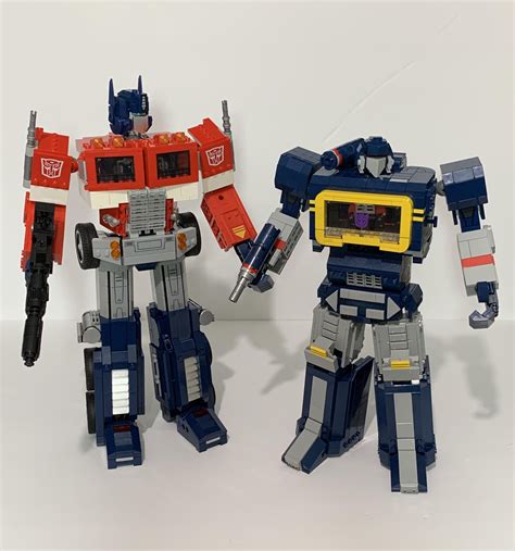 Soundwave Superior R Lego