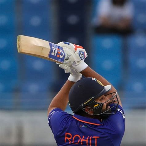 Rohit Sharma Pounces On Naseem Shah S Short Ball Guerilla Cricket