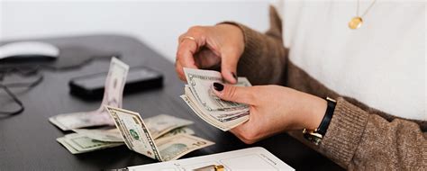 金价回调！不妨看看今年涨幅第一的黄金股etf！ 青胜于蓝！比金价更有弹性的黄金股投资 今日话题 黄金股etfsz159562 在