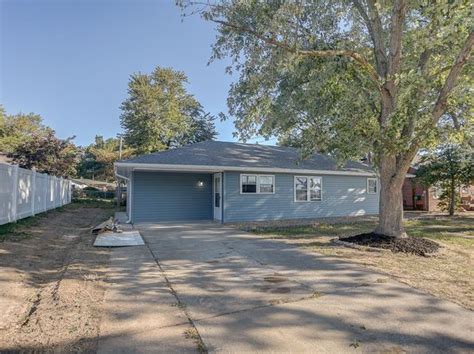 Red Bud Il Real Estate Red Bud Il Homes For Sale Zillow