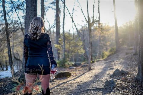 Woman Divorces Her Husband Celebrates It By Getting A Photoshoot