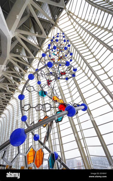 Dna Double Helix Sculpture Hi Res Stock Photography And Images Alamy