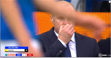 Everton Beat Leaders Arsenal In Sean Dyches First Game In Charge