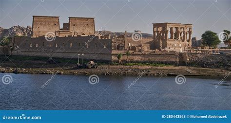 Philae Temple Complex An Island Based Temple Complex In The Reservoir