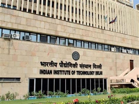 Iit Delhi Student Suicide Found Hanging In Aravali Hostel Iit दिल्ली