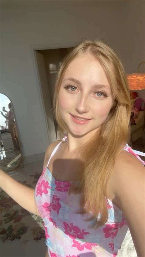 Ava Mathis Avacherrry • Instagram Photos And Videos