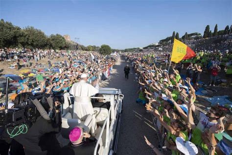 Католическа Църква ОБРЪЩЕНИЕ НА ПАПА ФРАНЦИСК ПРЕД МЛАДЕЖИТЕ СЪБРАНИ
