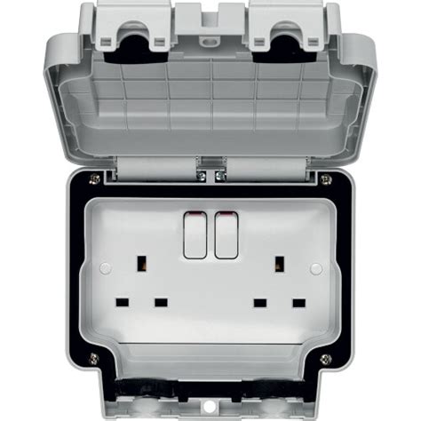 Hager Wxpss82 Weatherproof Switch Socket Ip66 13 Amp 2 Gang On Onbuy