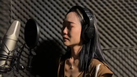 អ៊ីវ៉ា ៖យំព្រោះស្នេហា សារព័ត៌មាននគរធំ