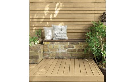 Olympic Stains Selects Light Oak As Its First Ever 2021 Stain Color Of