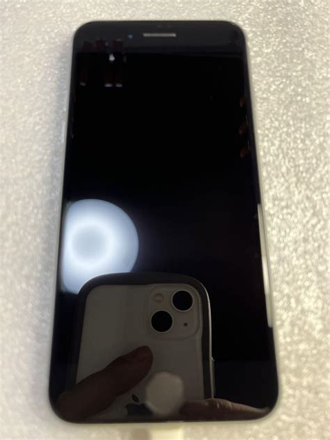 Iphone Se 第2世代 Se2 ホワイト 64 Gb Simフリー メルカリ
