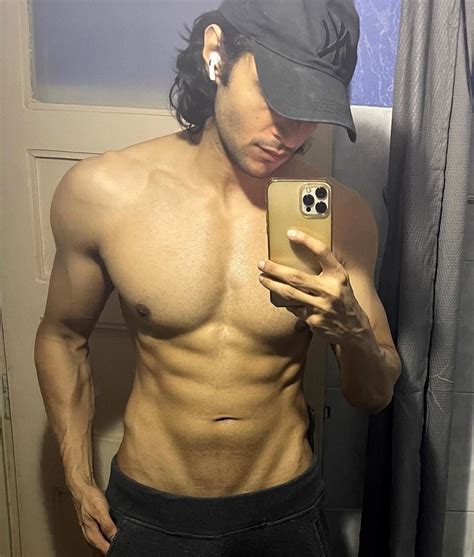 Siddarth Gupta Ladies😍 R Ladyboners