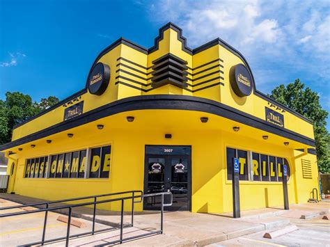 Bun B Opens First Brick And Mortar Location Of Wildly Popular Trill