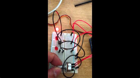 Accensione Di Tre Led In Seguenza Tramite Arduino Usando Un
