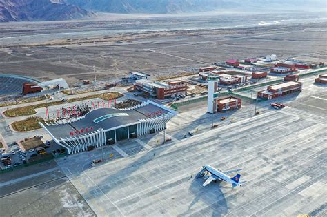 新疆塔什库尔干机场正式通航 帕米尔高原喜迎空中来客 图片新闻 中国政府网