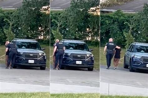 Policial é suspenso após ser flagrado beijando e apalpando as nádegas de mulher em rua nos EUA
