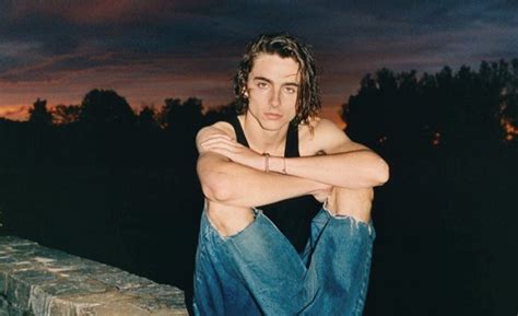 „Уонка“ продължава да оглавява бокс офис класацията на Северна Америка Хай Клуб