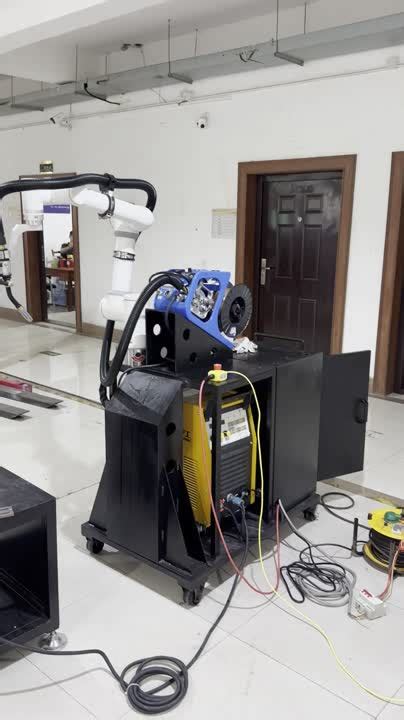 Welding Weldingautomation Robotics Industrialrobots Robots… Taki Zhu
