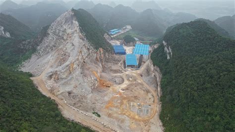 贵州安顺时产800吨石灰石项目 建筑骨料 环保智能砂石破碎工厂 成都大宏立机器股份有限公司