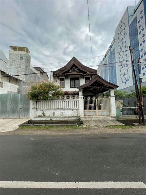 Rumah 1 5 Lt Tengah Kota 0 Jln Cocok Utk Usaha Jl Nias Surabaya Jatim