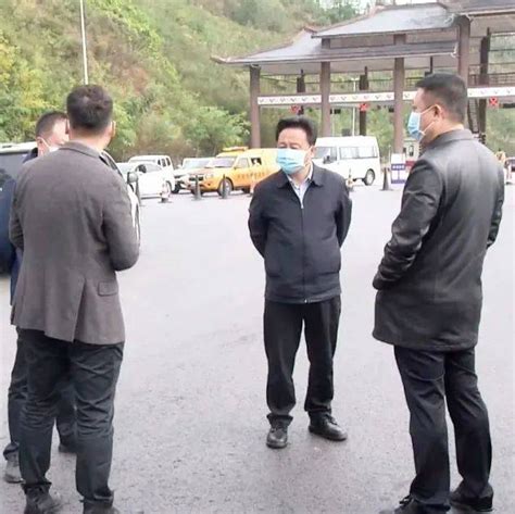 杨桦、徐开焱到黑土镇调研疫情防控工作宣传