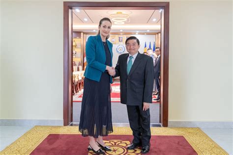 ឯកឧត្តម ហេង សួរ ក្រសួងការងារ និងបណ្តុះបណ្តាលវិជ្ជាជីវៈ Facebook