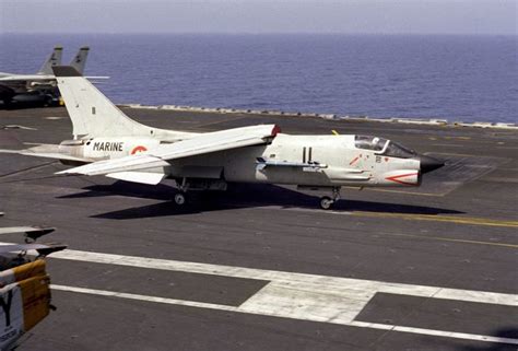 Vought F 8 Crusader Century Wings And Hobbymaster Announcements