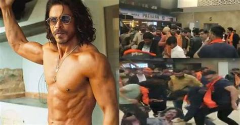 Bajrang Dal Protests Against Pathaan Movie In Ahmedabad Mall Video