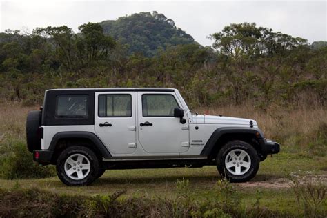 Revista Chic Jeep Wrangler Agora Em Nova VersÃo Unlimited Sport