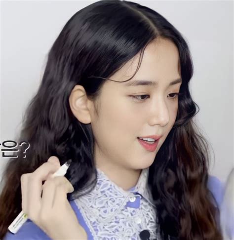 Pin By Aw Zar Lin On Bunny Soo♥ Korean Singer Singer Actresses