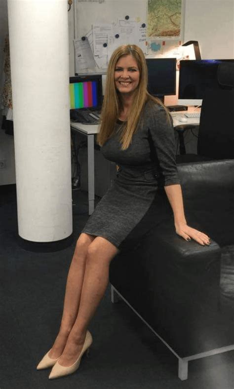 Maxi Biewer German Tv Weather Presenter Rcurvynewswomen