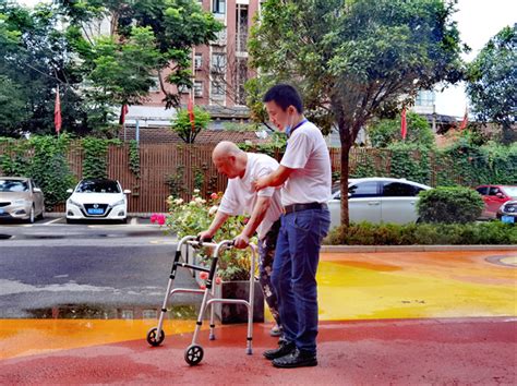 都2022年了，还对养老机构有误解？来看看新濠！ 哔哩哔哩