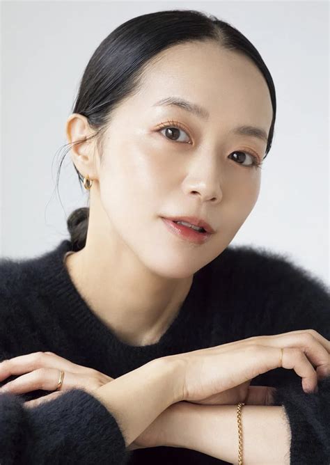 オトナミューズ1月号付録【梨花×fujiko】コラボリップを検証。串田 翠さん「肌に透明感が出た」｜【公式】オトナミューズ ウェブ（otona