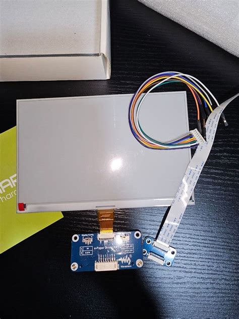 Epaper 7 5 Inch Eink Display Waveshare Computers And Tech Parts And Accessories Monitor Screens