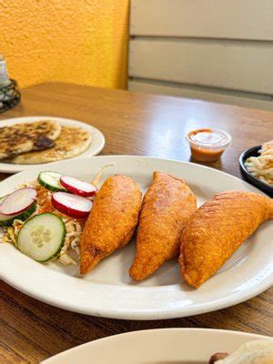 LA GUANAQUITA RESTAURANTE Updated July 2025 64 Photos 40 Reviews