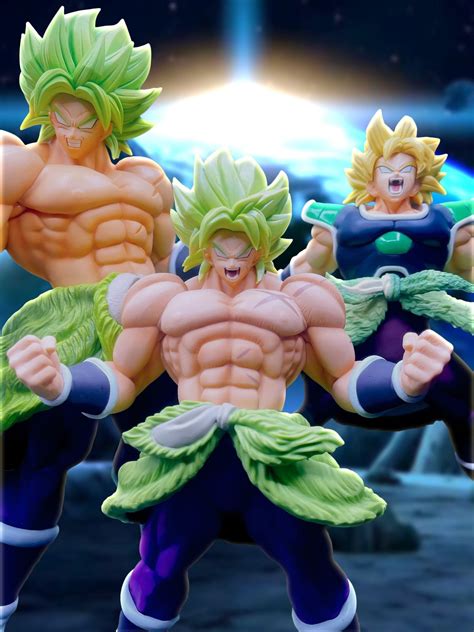 Hatsune Miku Super Saiyan