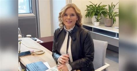 Julia Klöckner überrascht In Leder Look Bunte