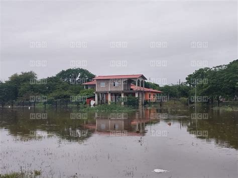 Se repite la historia Se desborda el río Goascorán inundando sectores
