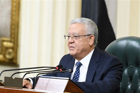 البرلمان يوافق علي تعديلات التحرش والتنمر بشأن وسائل النقل وبيئة العمل