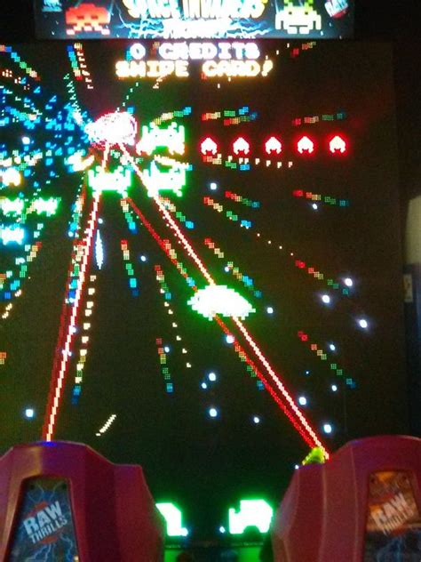 Screenshot Of Space Invaders Frenzy Arcade 2017 MobyGames