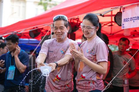 ពលរដ្ឋប្រមាណ ៤៨ម៉ឺននាក់ សម្រុកទៅលេង «សង្ក្រាន្ដវត្តភ្នំ Cnc News